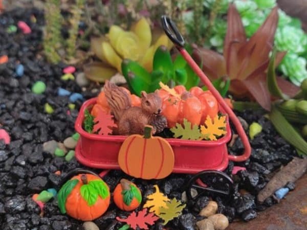 Fantastic Miniatures For An Amazing Autumn Fairy Garden